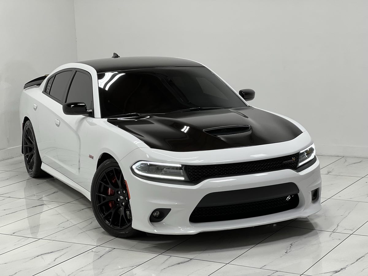 2018 dodge charger scat pack store