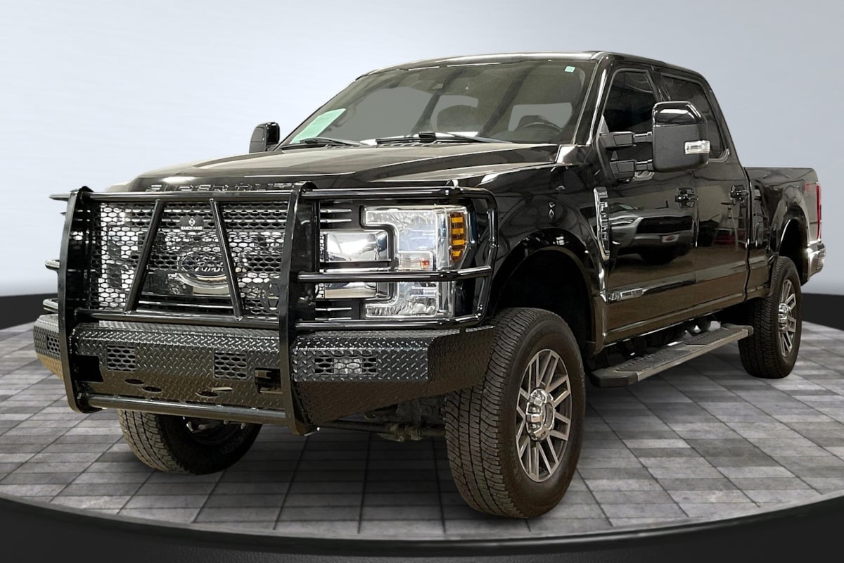 Sold 2018 Ford Super Duty F-250 SRW LARIAT in Buda