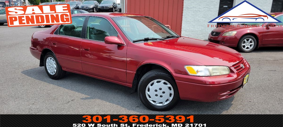 Sold 1998 Toyota Camry LE in Frederick