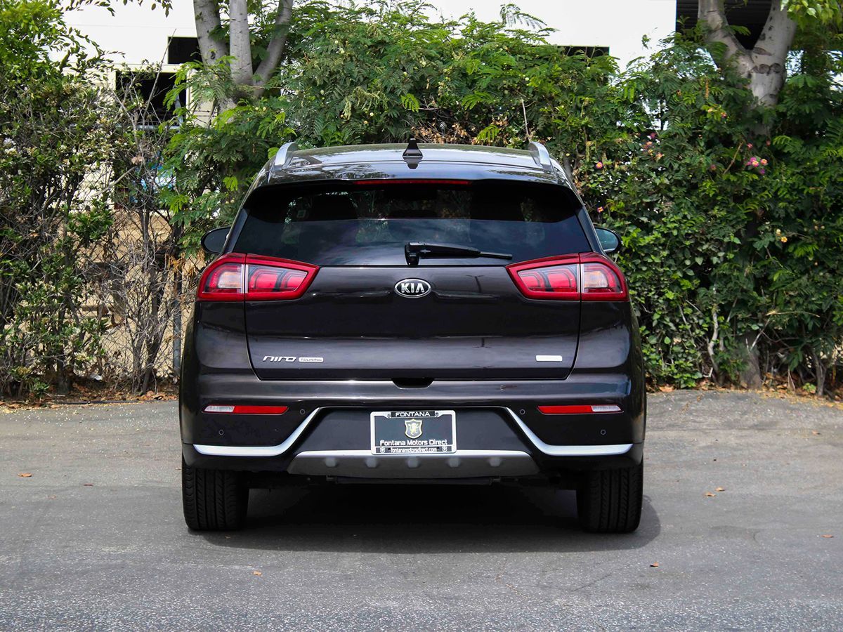 Sold 2018 Kia Niro Touring in Fontana