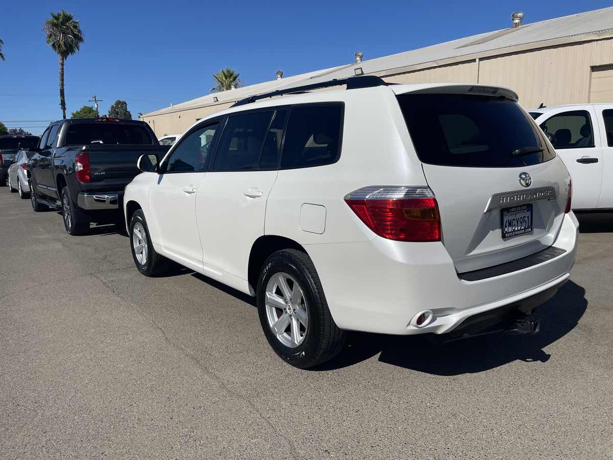 Sold 2010 Toyota Highlander Third Row in Rio Linda